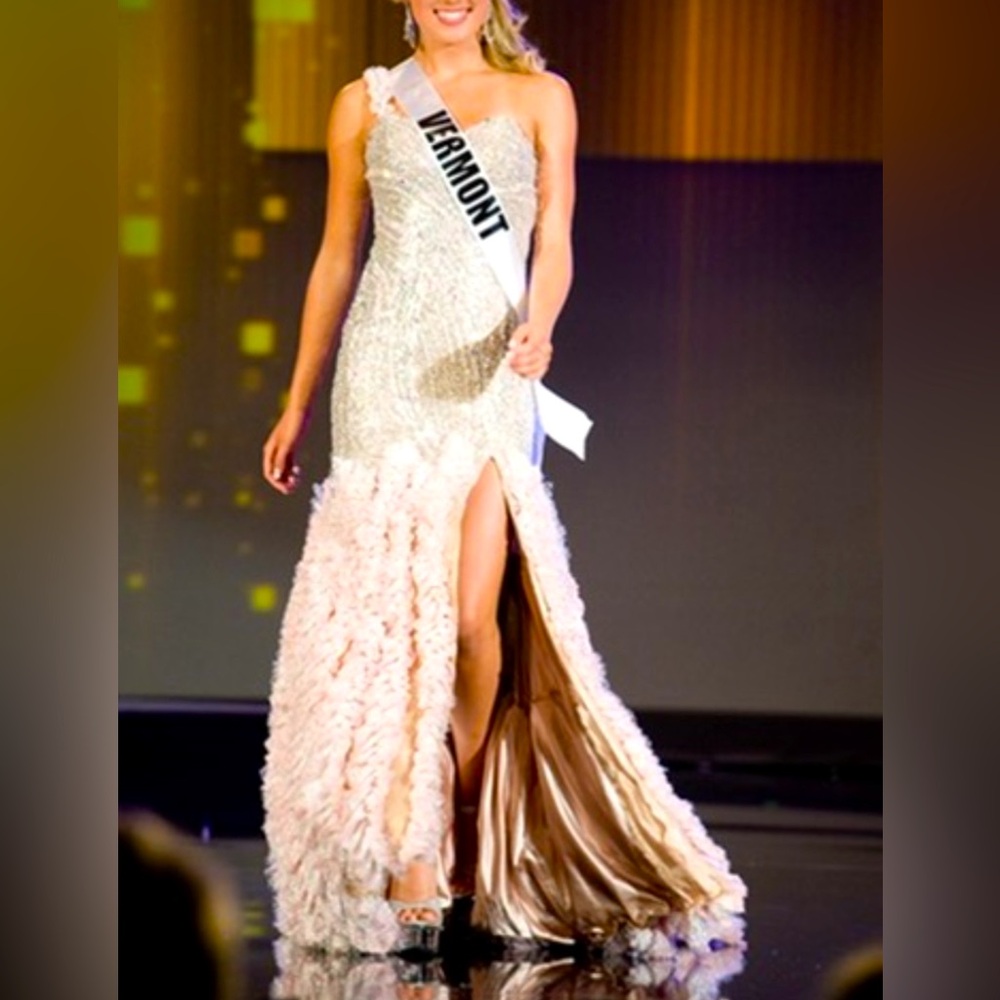 Mac Duggal Women’s Pink Beaded Mermaid Pageant Gown S… - Gem